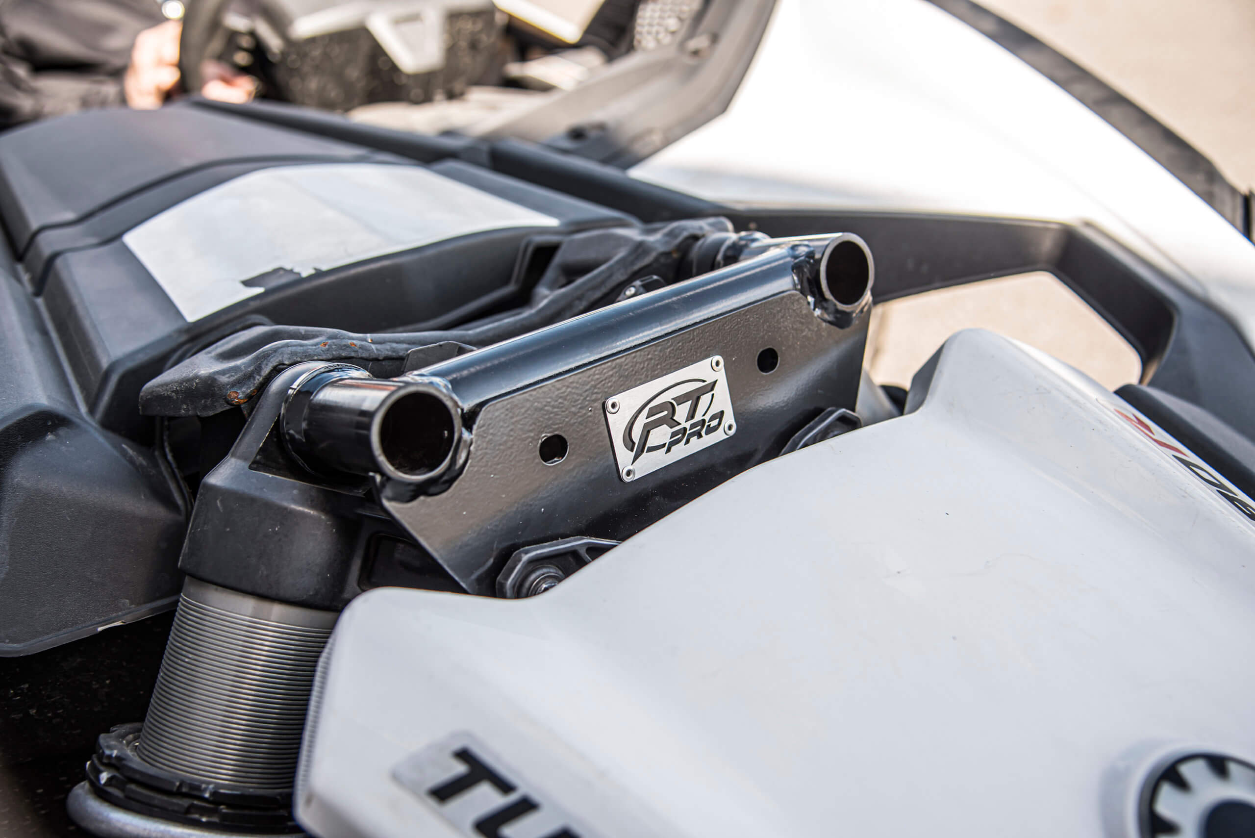 Front Coilover Brace Kit | CanAm Maverick X3 – Zone Offroad