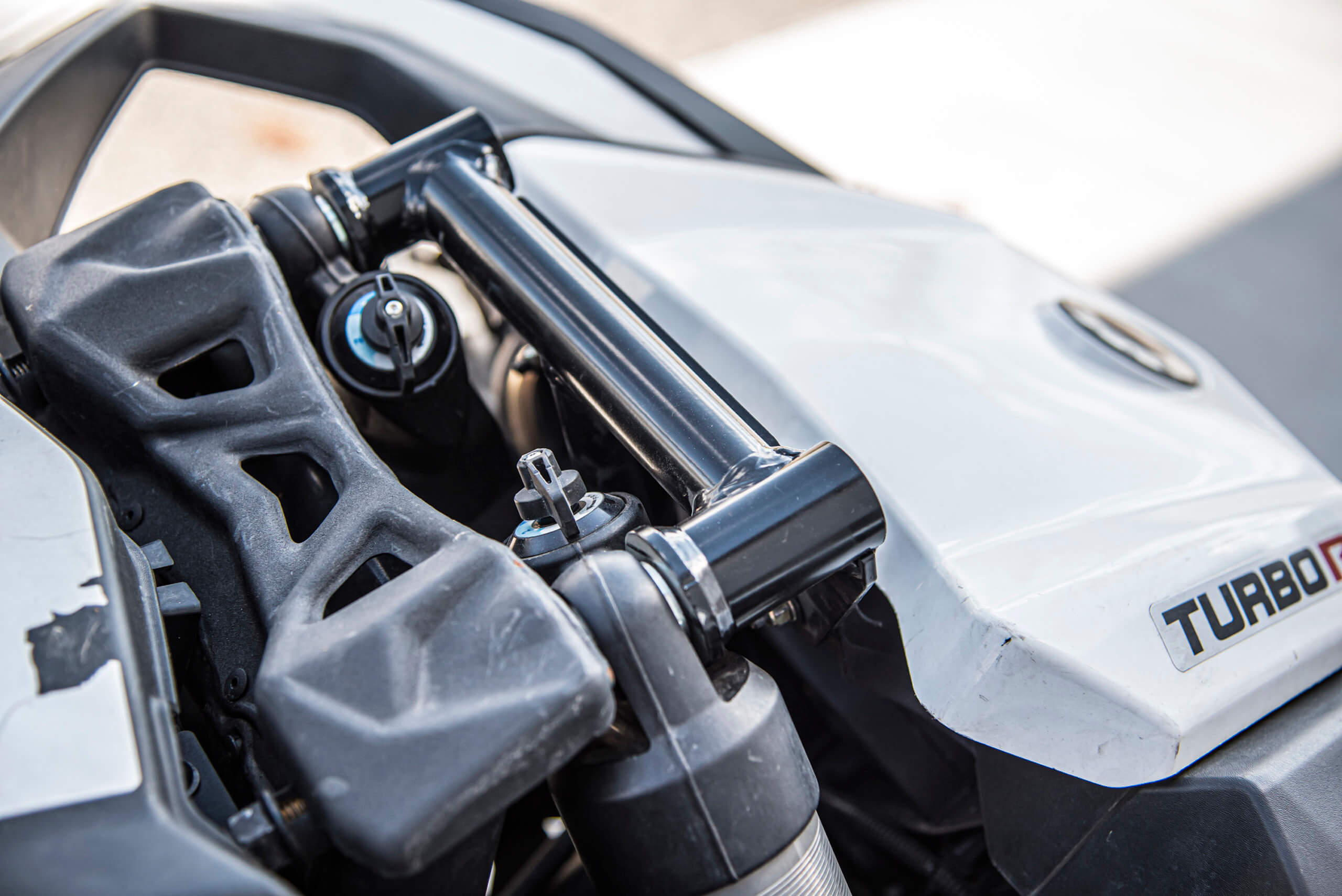 Front Coilover Brace Kit | CanAm Maverick X3 – Zone Offroad